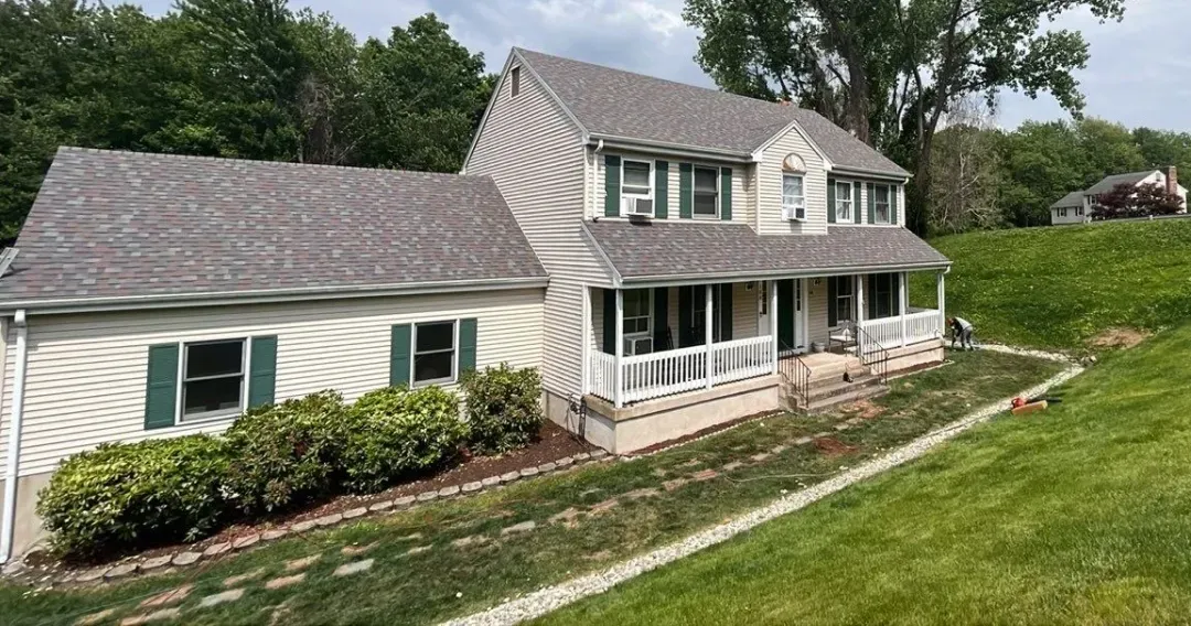 Roofer in Springfield Massachusetts - Rhino Back Roofing